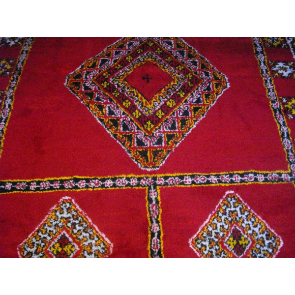 tapis marocain Sultan tissé à la main, tissage dans le respect des ...